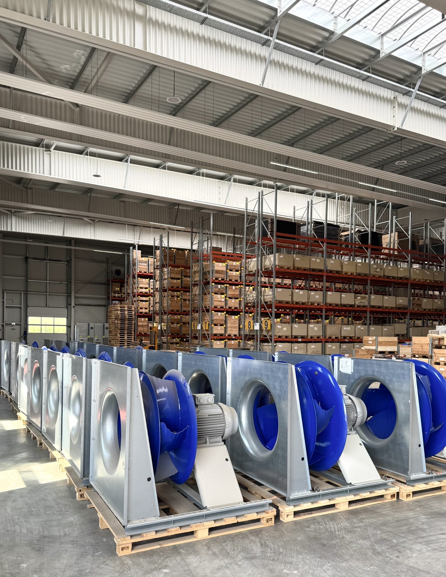 Full commitment to industrial components – what our warehouse reveals ...